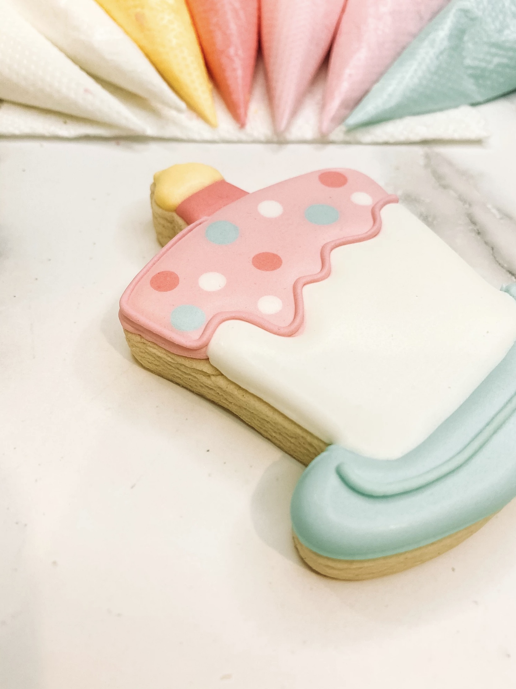How to get Puffy Icing - Summer's Sweet Shoppe