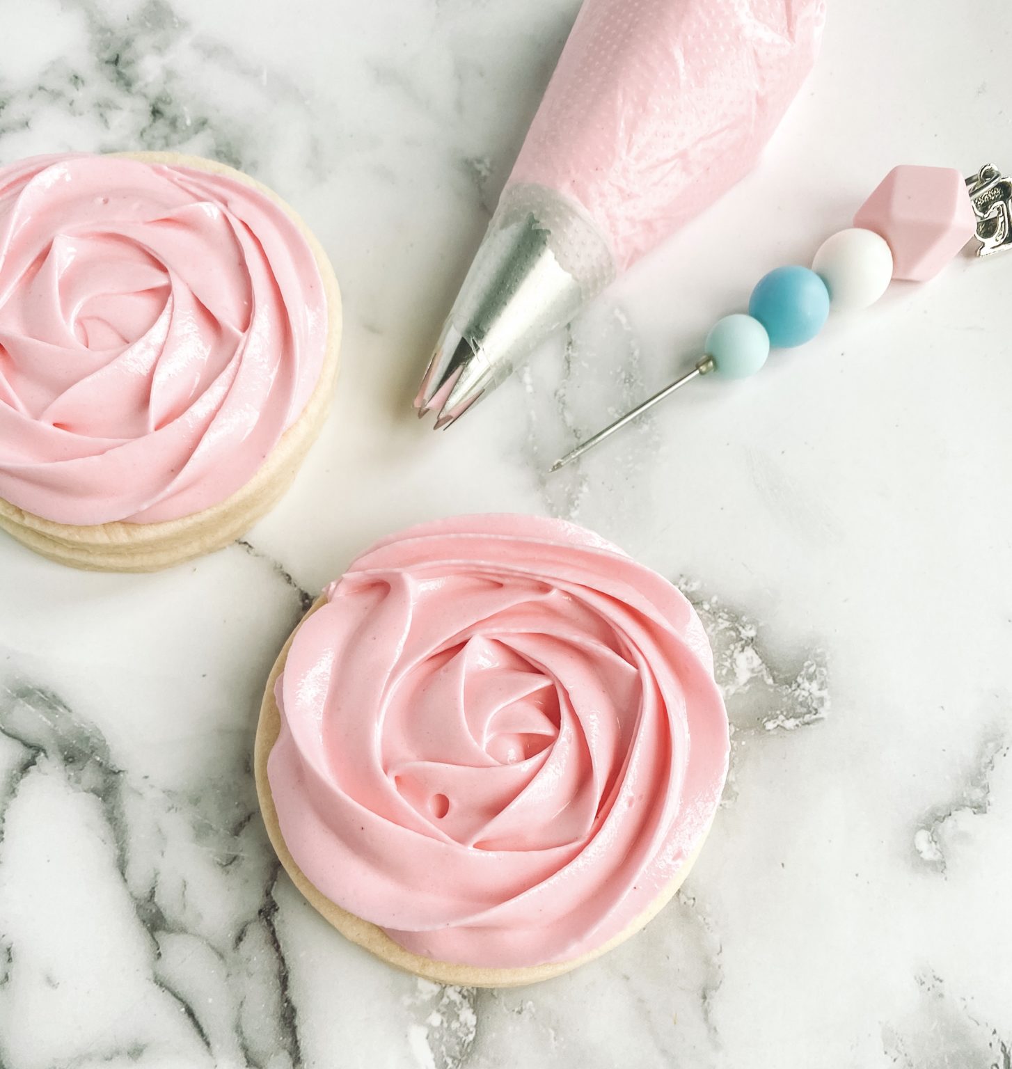 How to make easy rose cookies - Summer's Sweet Shoppe