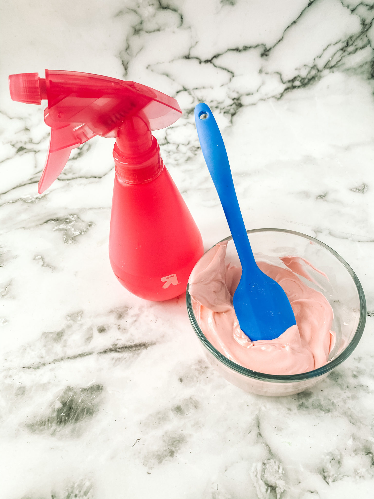 How to thin Royal Icing - Summer's Sweet Shoppe