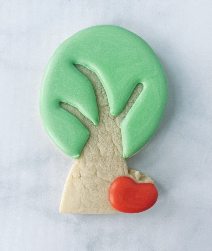 How to Decorate Fall Apple Cookies - Summer's Sweet Shoppe