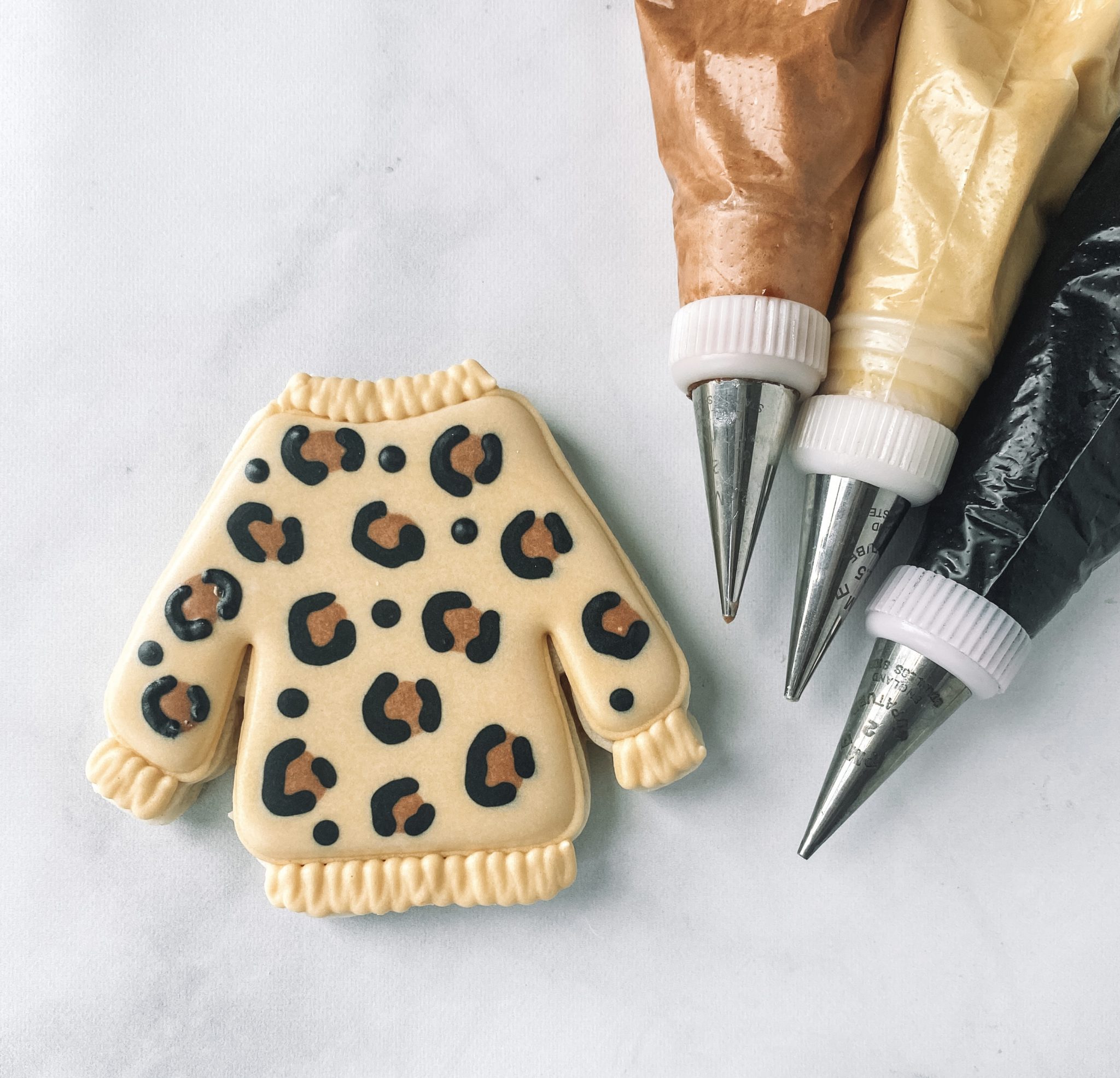 How to make buffalo check and leopard print fall cookies - Summer's ...