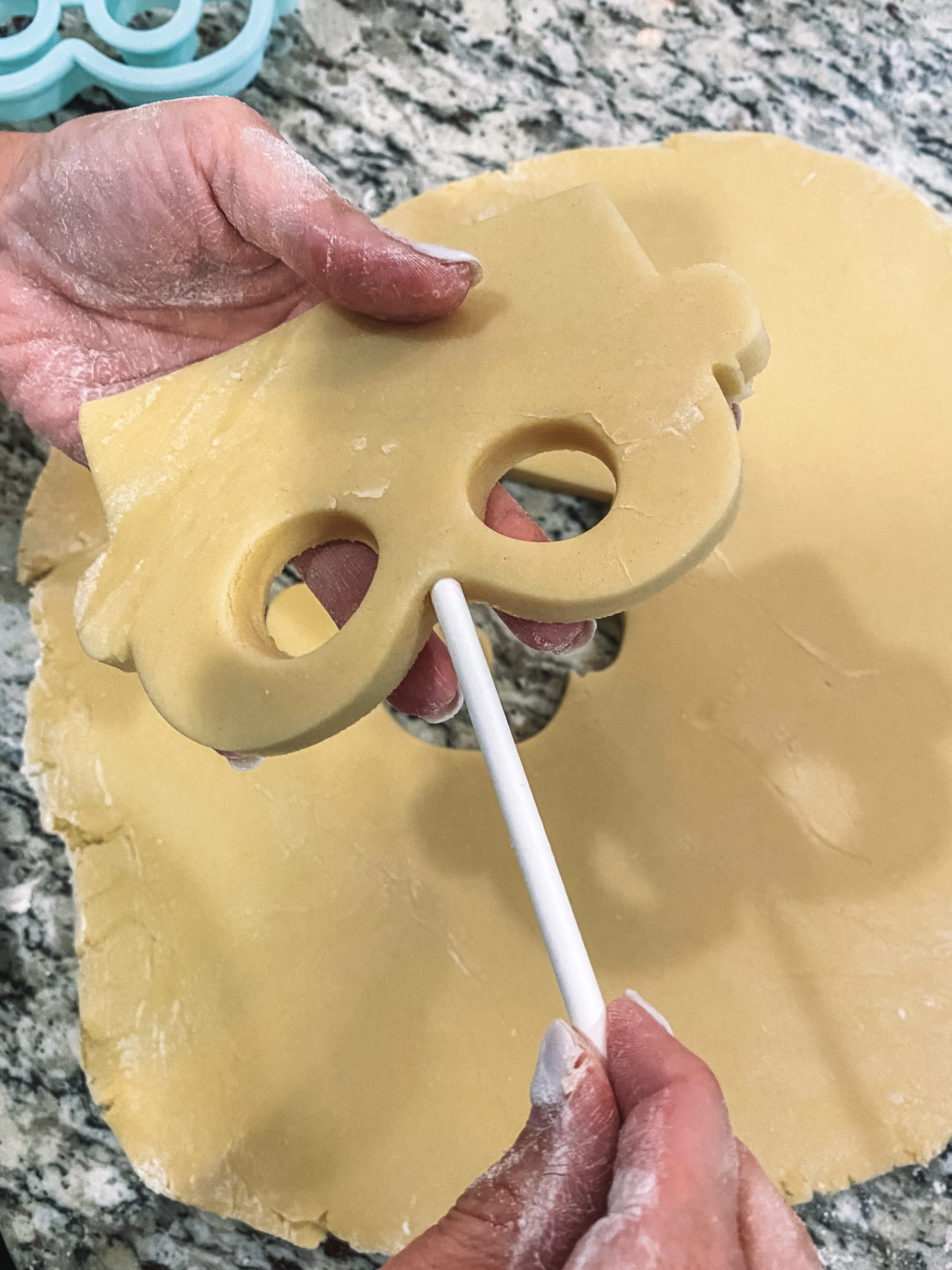 How to make Halloween Mask Cookie Pops - Summer's Sweet Shoppe