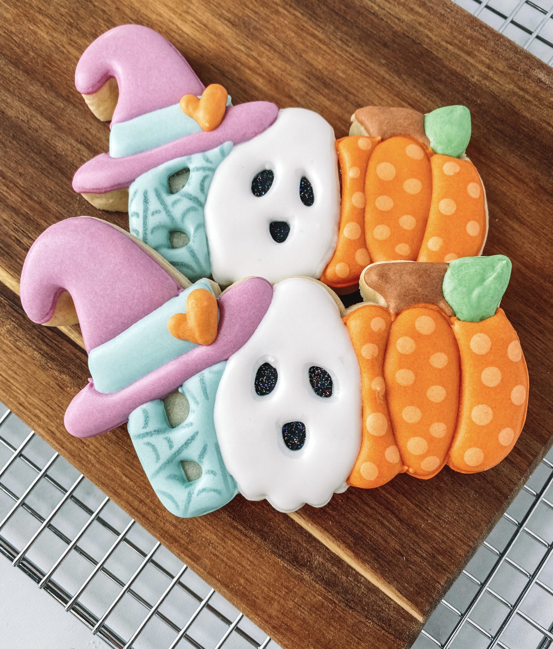 How to make a Boo Halloween Cookie - Summer's Sweet Shoppe