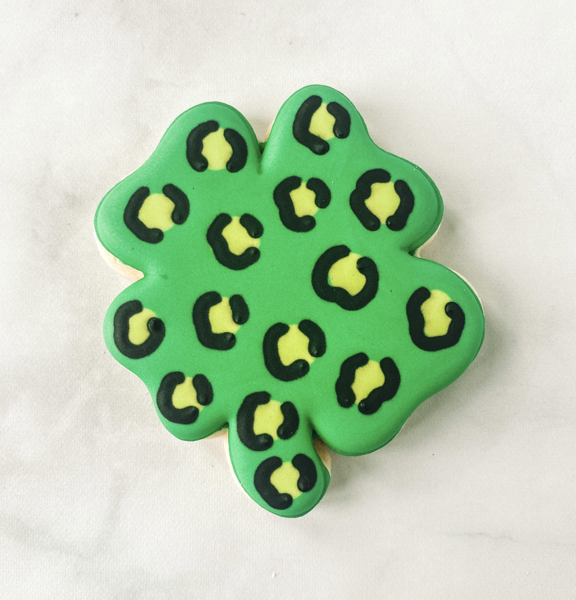 How to Make Colorful St. Paddy's Day Cookies - Summer's Sweet Shoppe