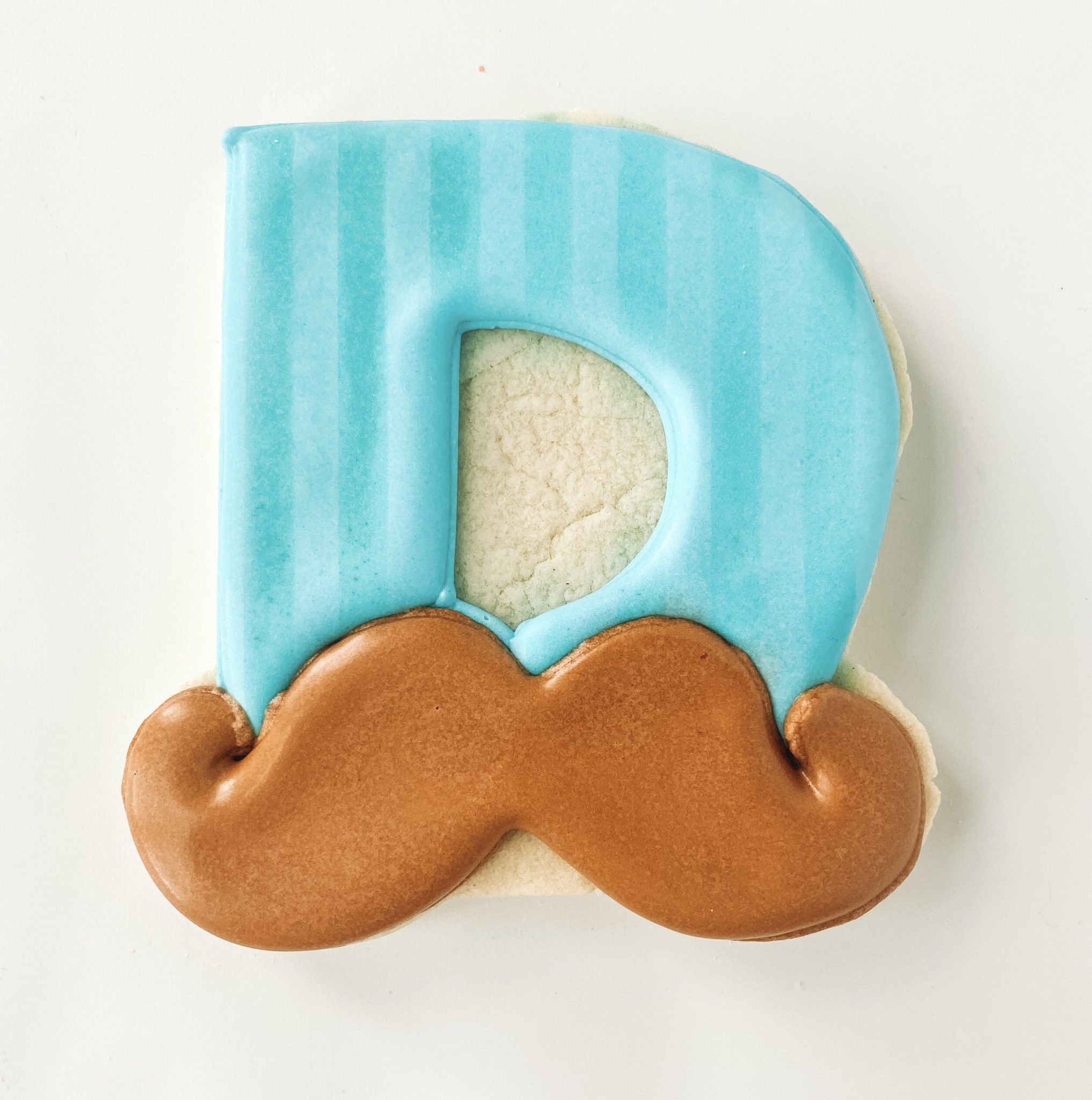 How to decorate Father's Day Cookies - Summer's Sweet Shoppe