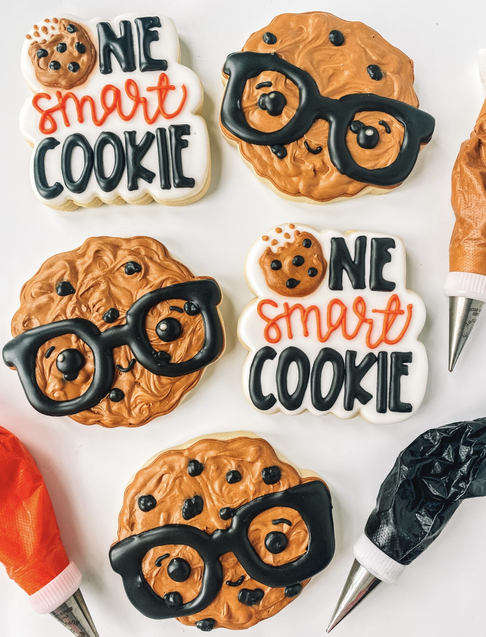 How to Decorate a One Smart Cookie Set - Summer's Sweet Shoppe