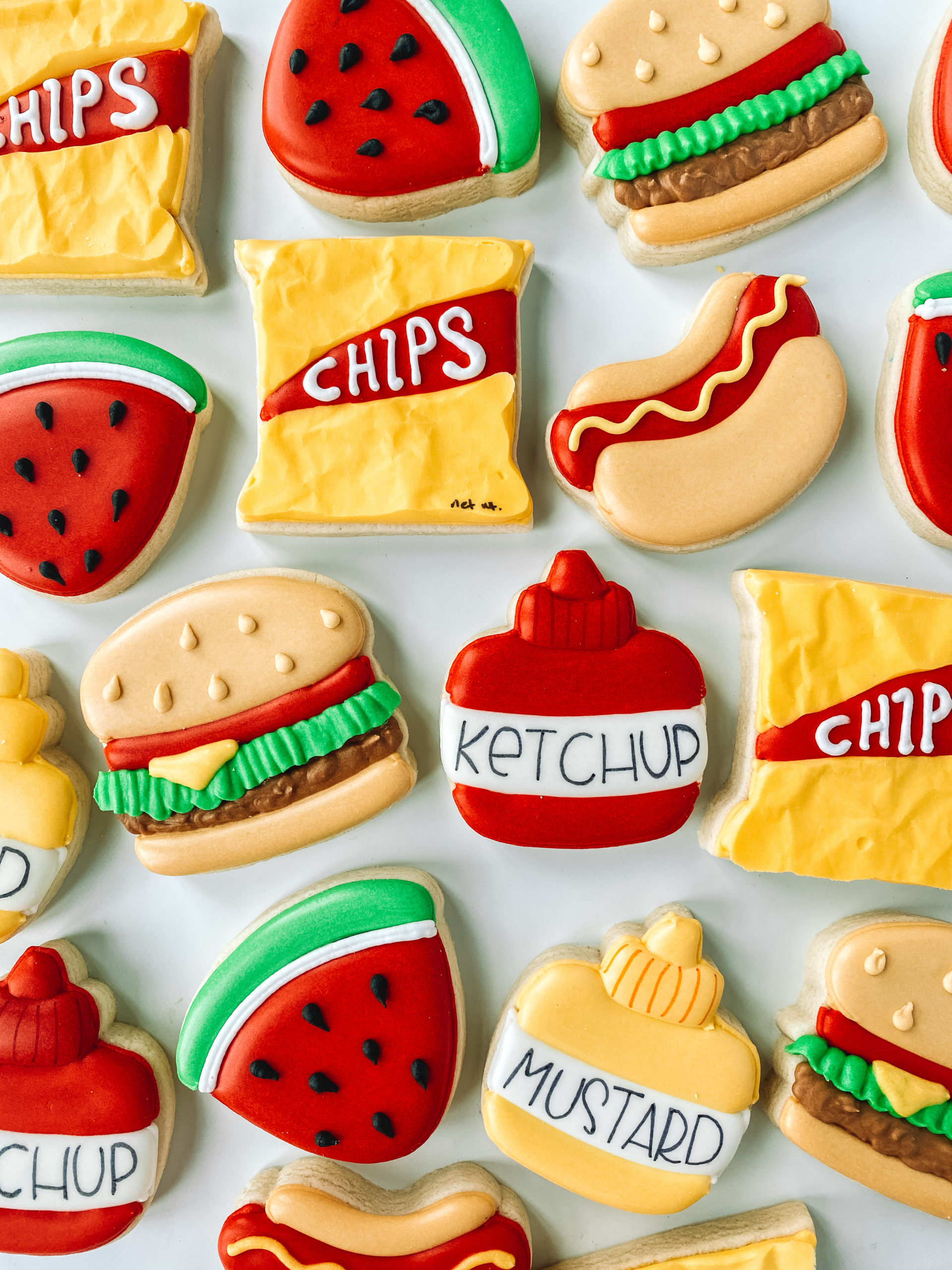 How to decorate backyard BBQ picnic mini cookies - Summer's Sweet Shoppe